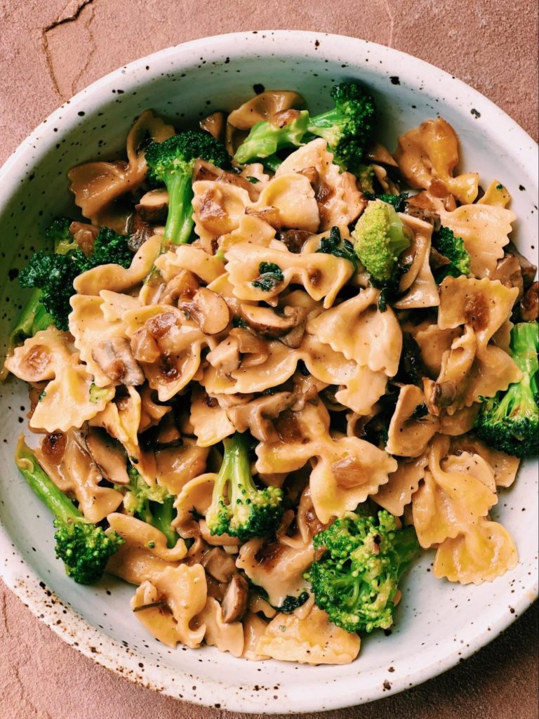 Plant Based Alfredo Pasta - Melissa's Healthy Kitchen